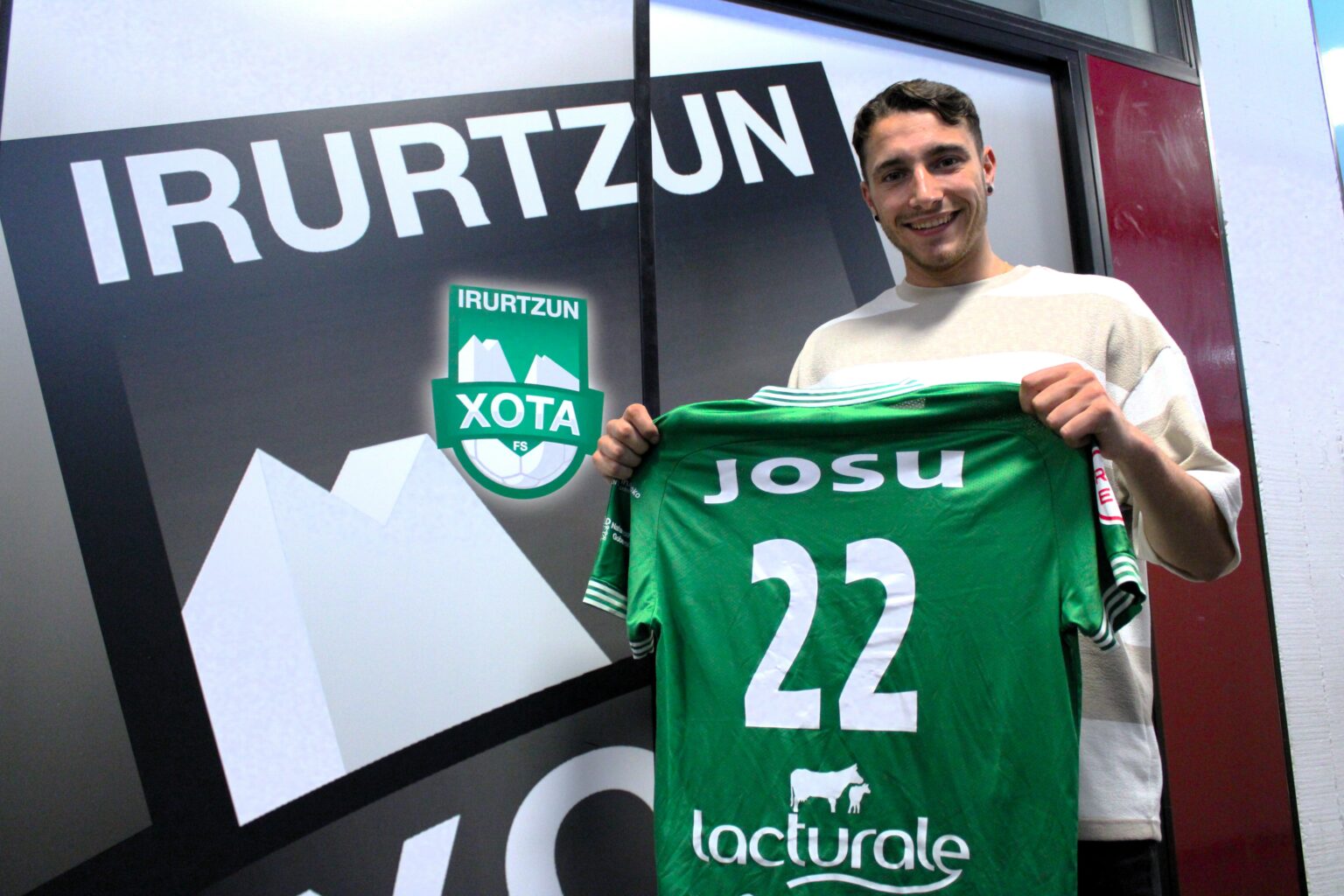 Josu Mendive regresa de su cesión para formar parte de la primera ...